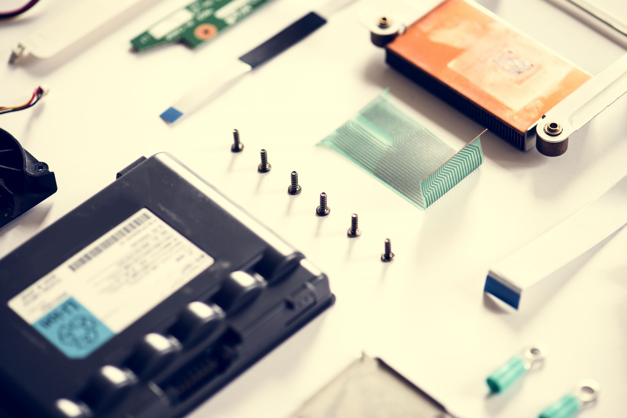 Understanding Hardware Components: Essential Parts of Every Electronic ...