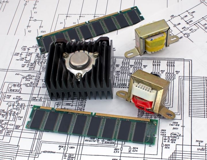 Hardware Components for Smart Manufacturing: What’s Changing in 2026